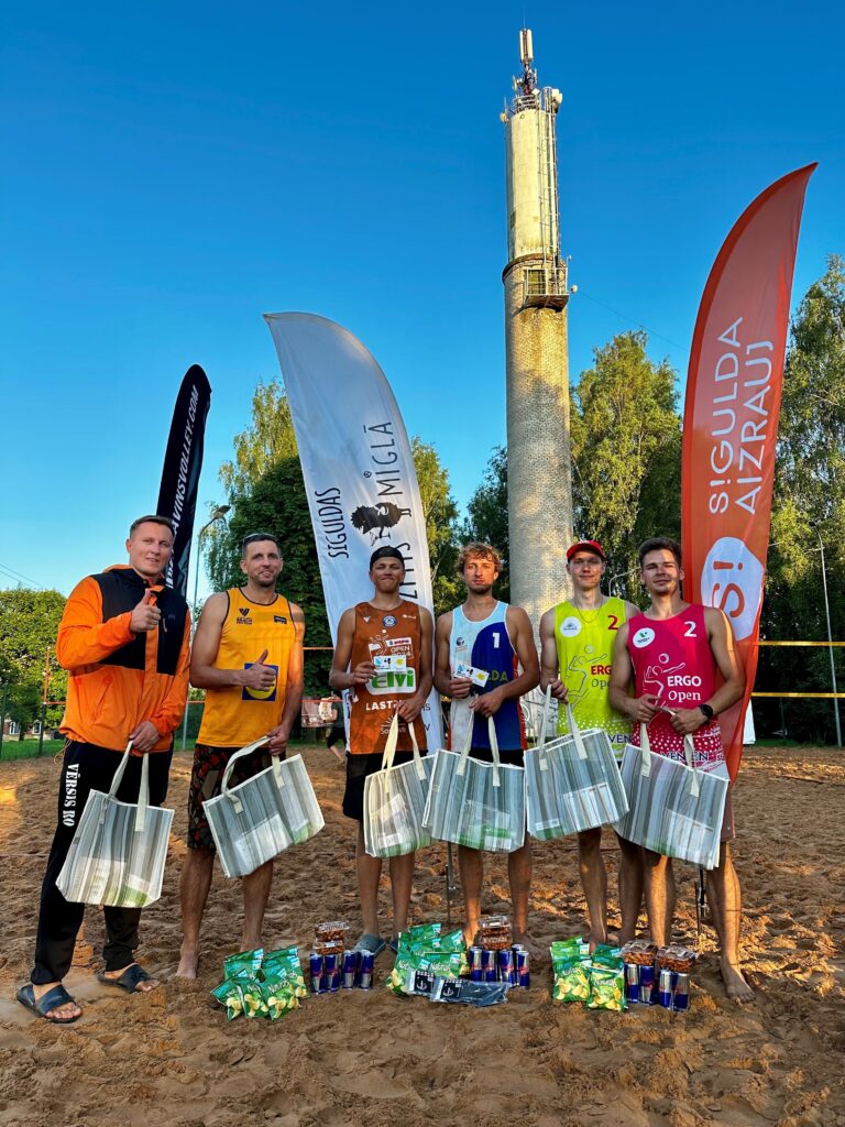 Aizvadīts volejbola sacensību “Raganas kauss” 4. posms - sigulda.lv